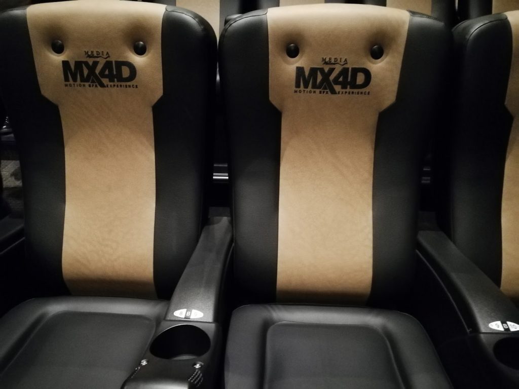 「観る」から「体感する」。MX4Dでワイルドスピード観てみた感想 | DAIKINGのおブログ
